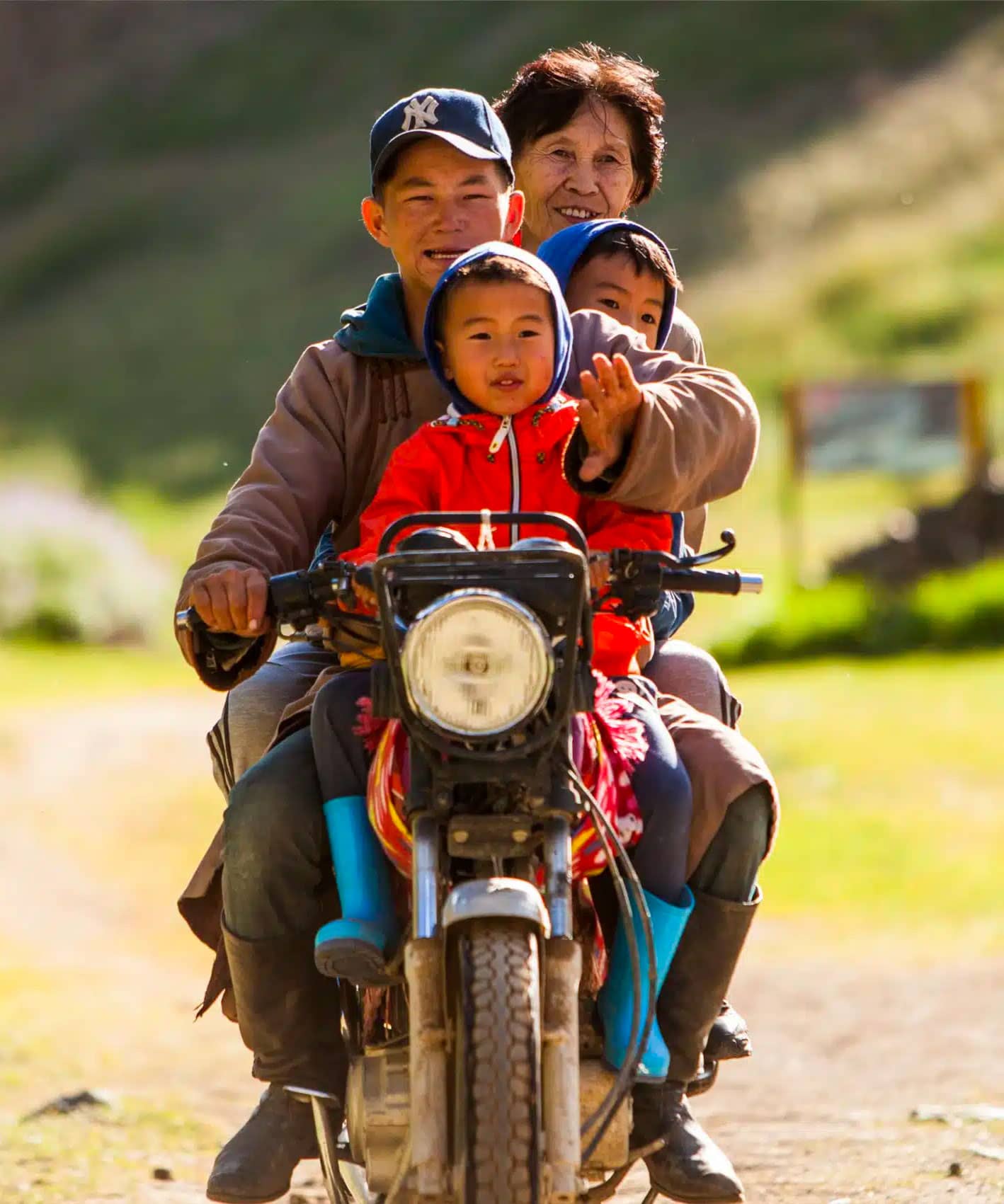 About Us | Nomadic Expeditions Asian Travel