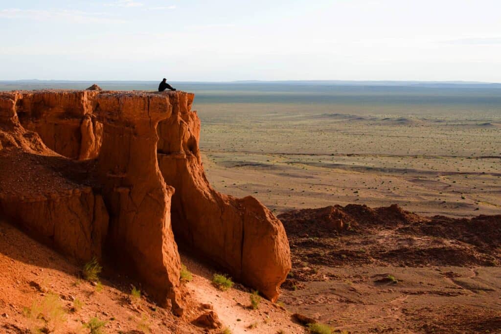 10 Landmarks That Make the Gobi Desert Unforgettable - Nomadic Expeditions